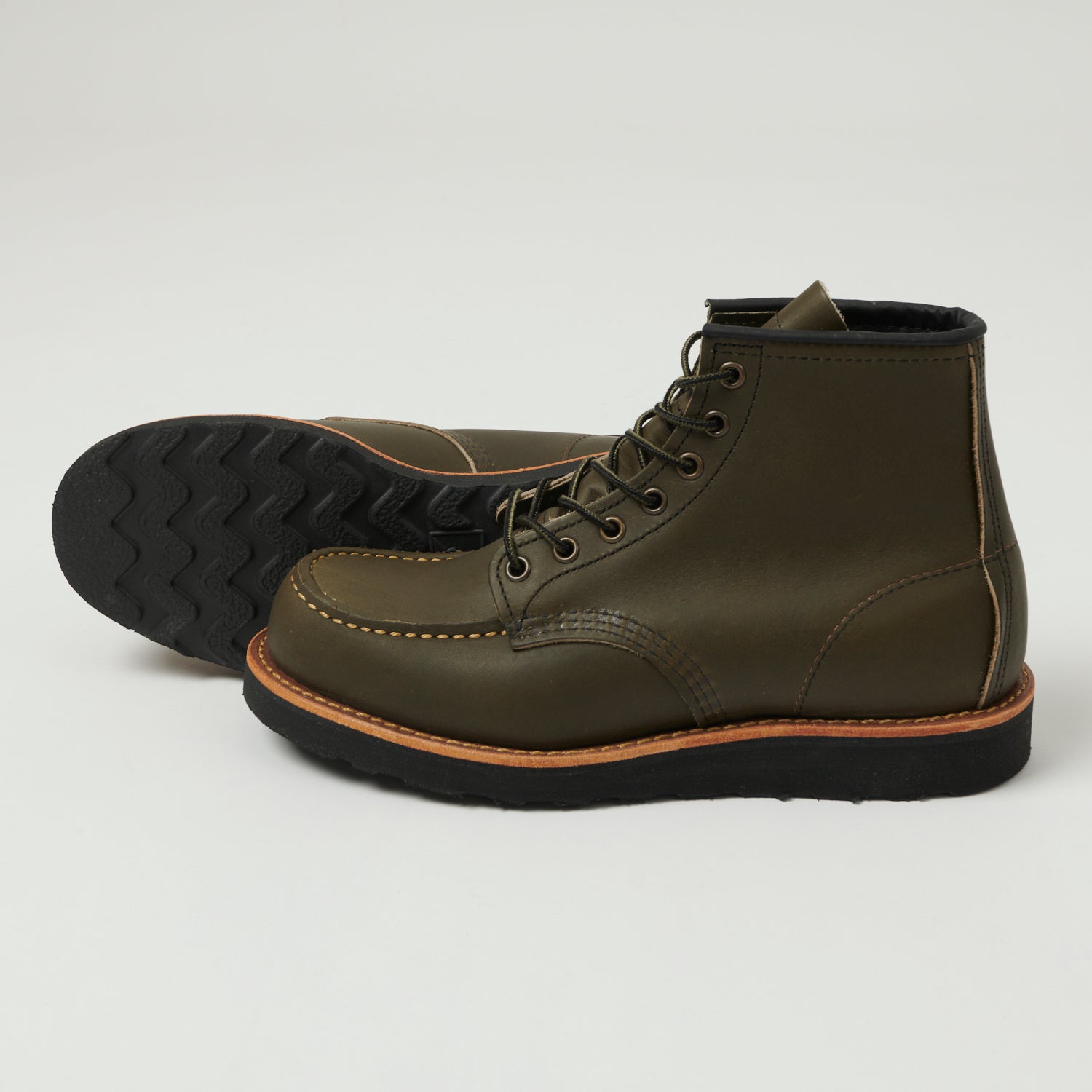 Red Wing 8828 Moc Toe Boot - Alpine Portage | SON OF A STAG