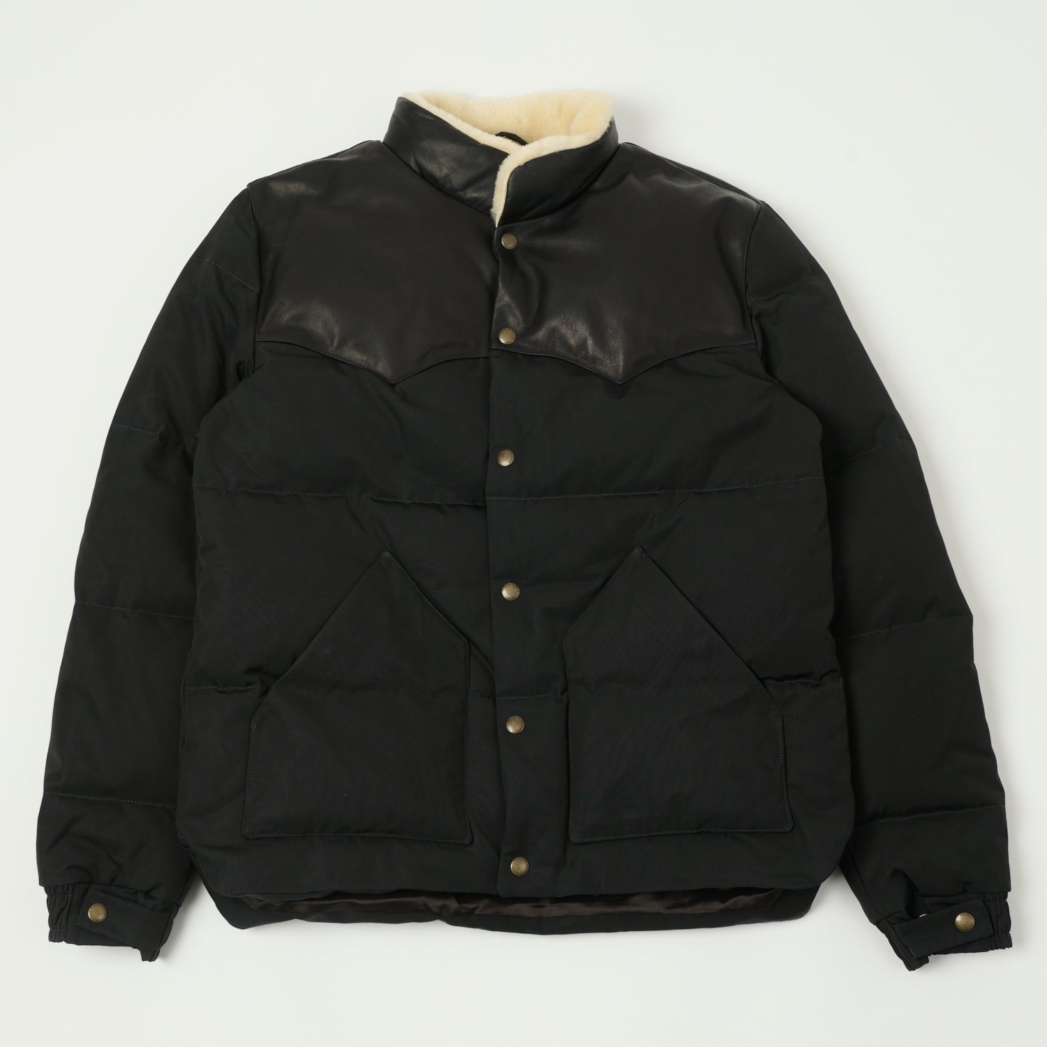 Shangri-La Heritage 'Bivacco' Western Down Jacket - Black Giubbino | SON OF A STAG