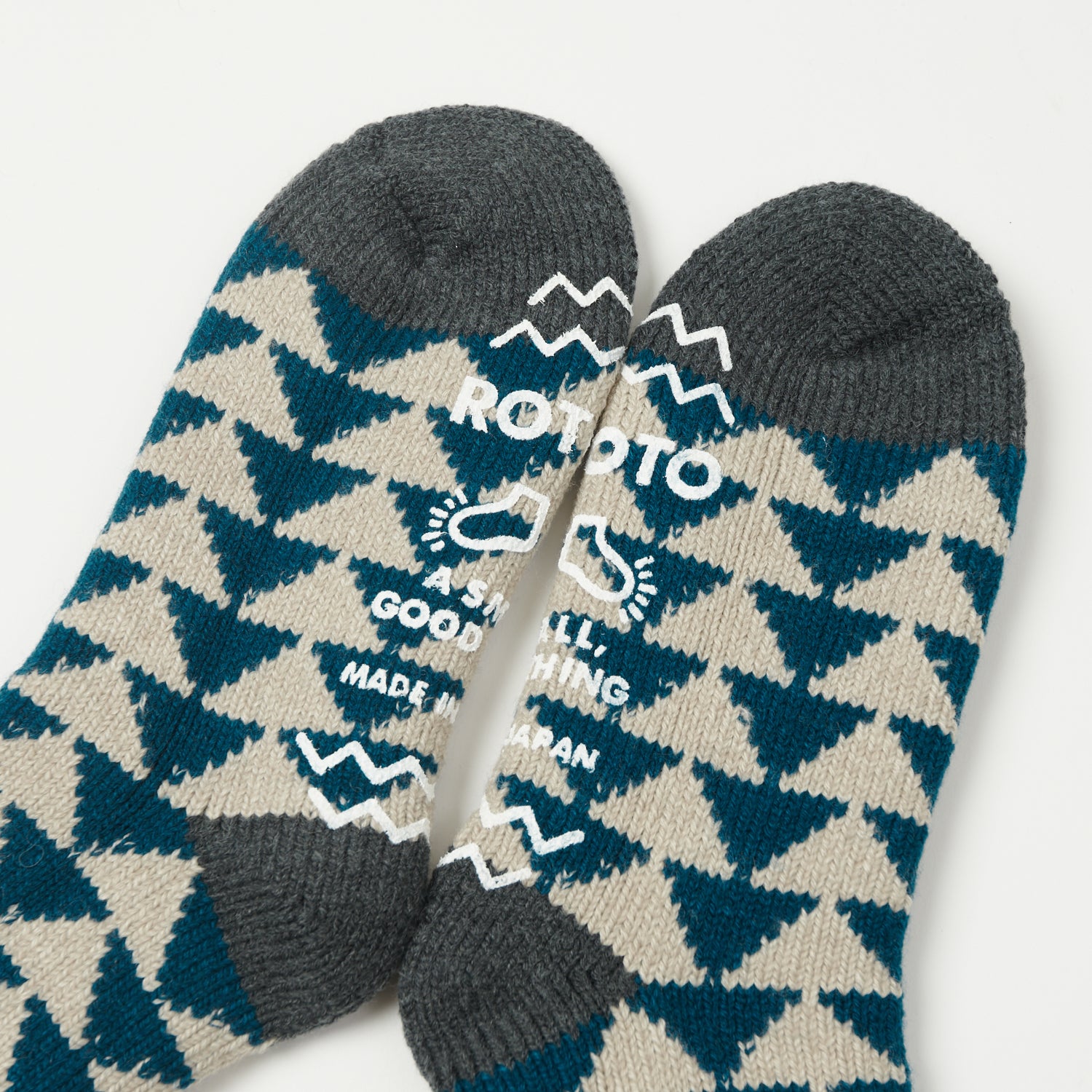RoToTo Sankaku Comfy Room Sock - Blue Green/Charcoal | SON OF A STAG
